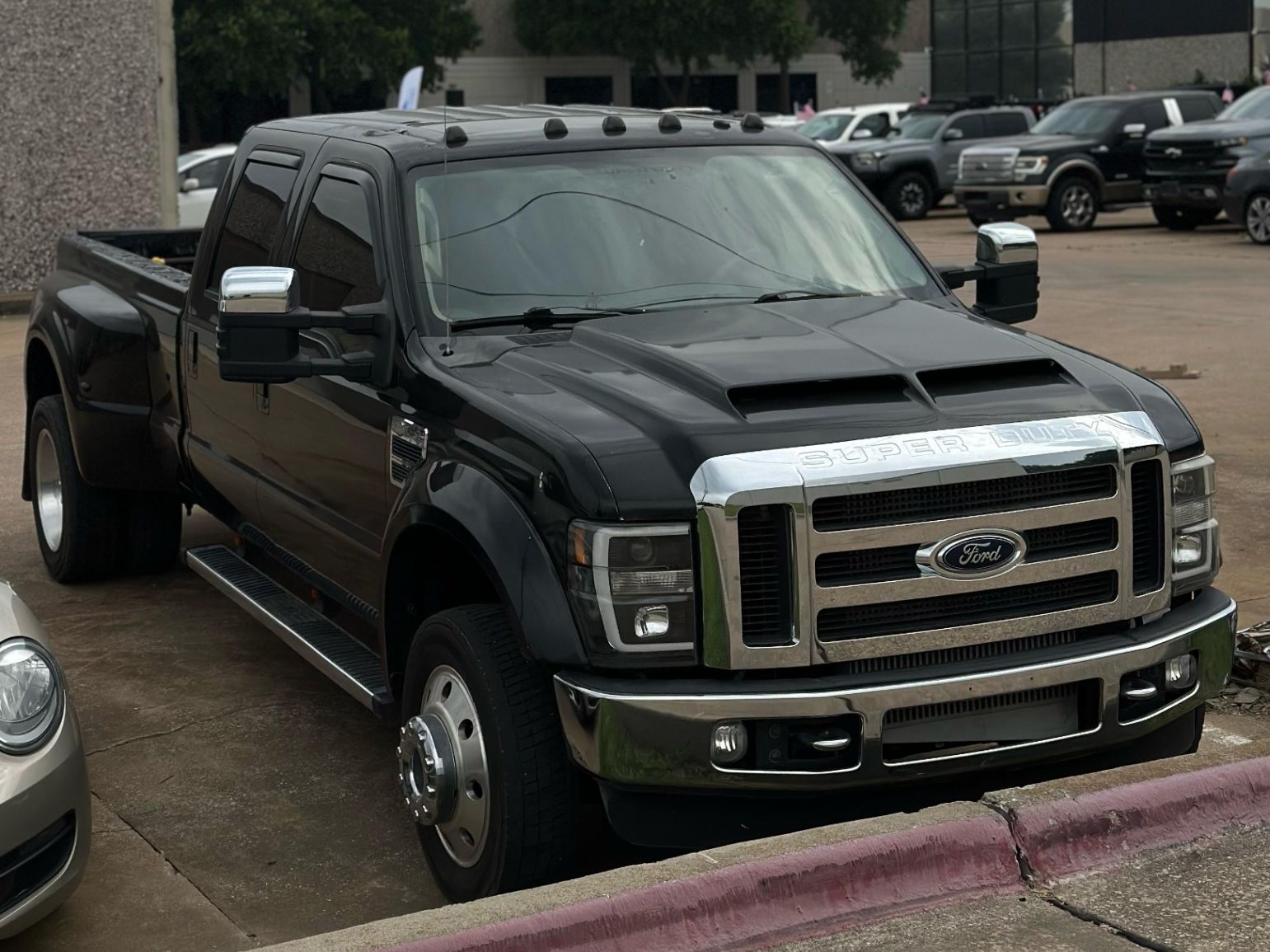 2008 Ford F-450 SD Lariat Crew Cab 4WD for Sale at LCT Auto in Plano, TX